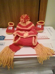 Crochet Fanatic: KANSAS CITY CHIEFS BABY SET