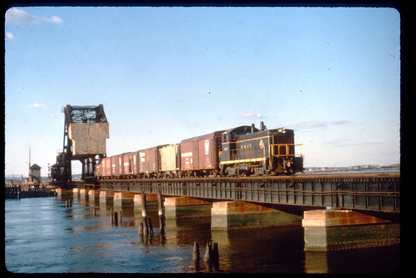 Port of New York Railroad: Erie Locomotive Photos