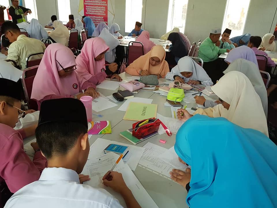 DIALOG PRESTASI PELAJAR TARGET SPM 2020 BERSAMA PPD PASIR MAS