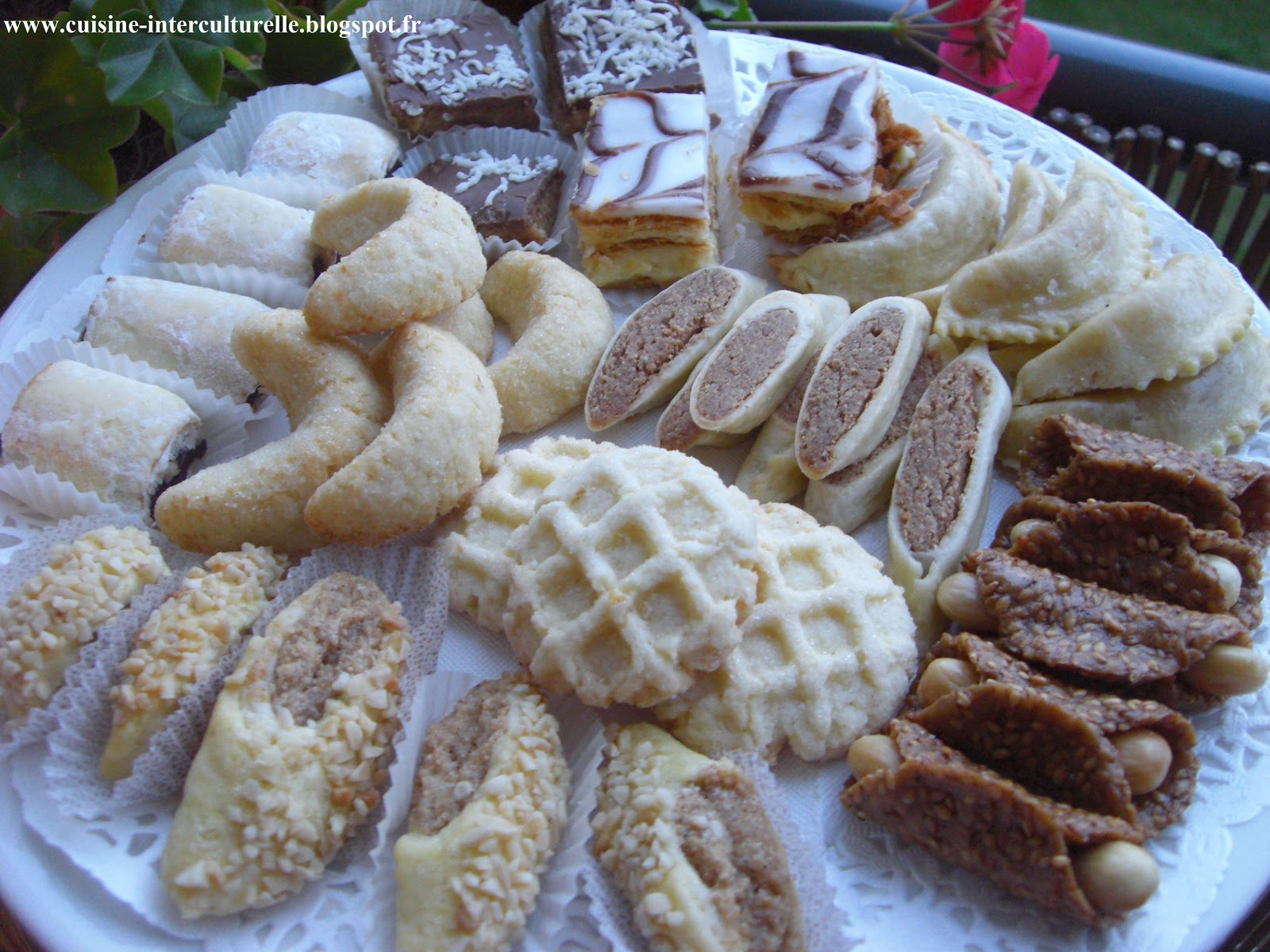 CUISINE INTERCULTURELLE: MAGREP KURABIYELERI / LES GATEAUX MAGHREBINS