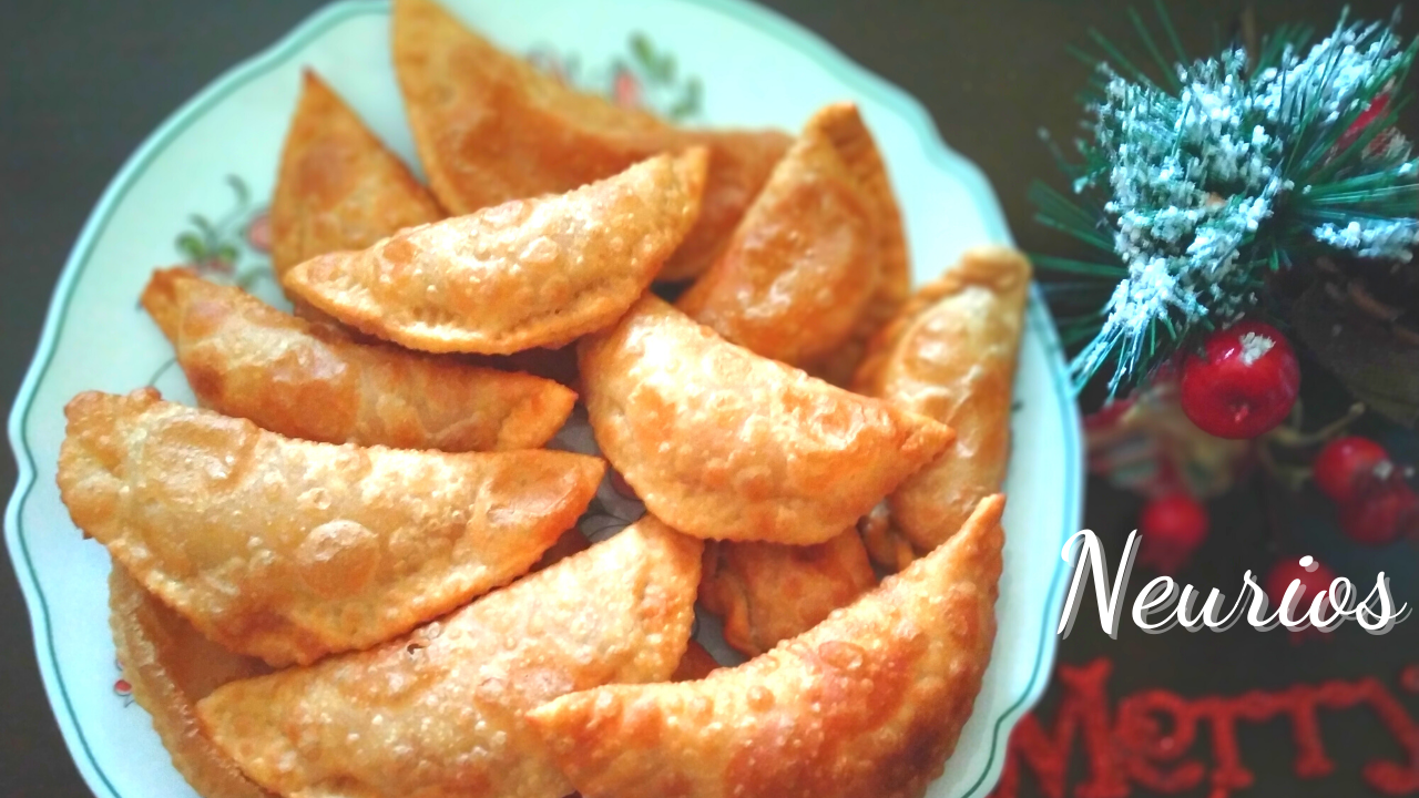 Neureos |Goan Neurios Christmas Recipe|Dessicated coconut|Karanjis