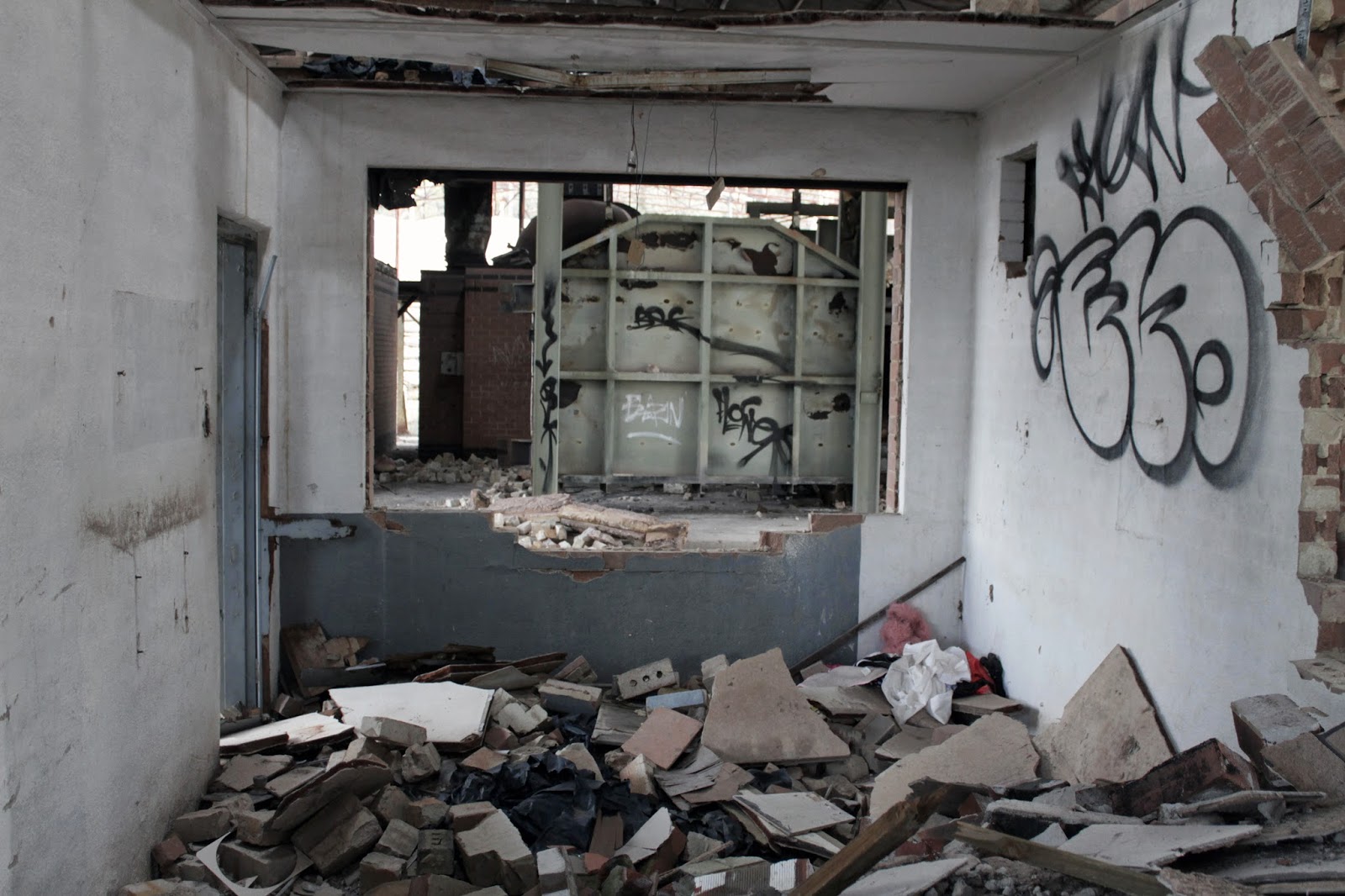 Breaking Into The Industry: Abandoned: Clackline Refractory (Part 2, 18 ...