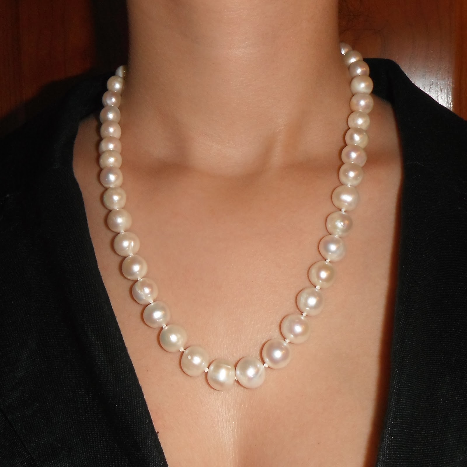 Brujaness Fashion: Propiedades de las Perlas 1