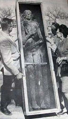 Giant Mummy Photographs