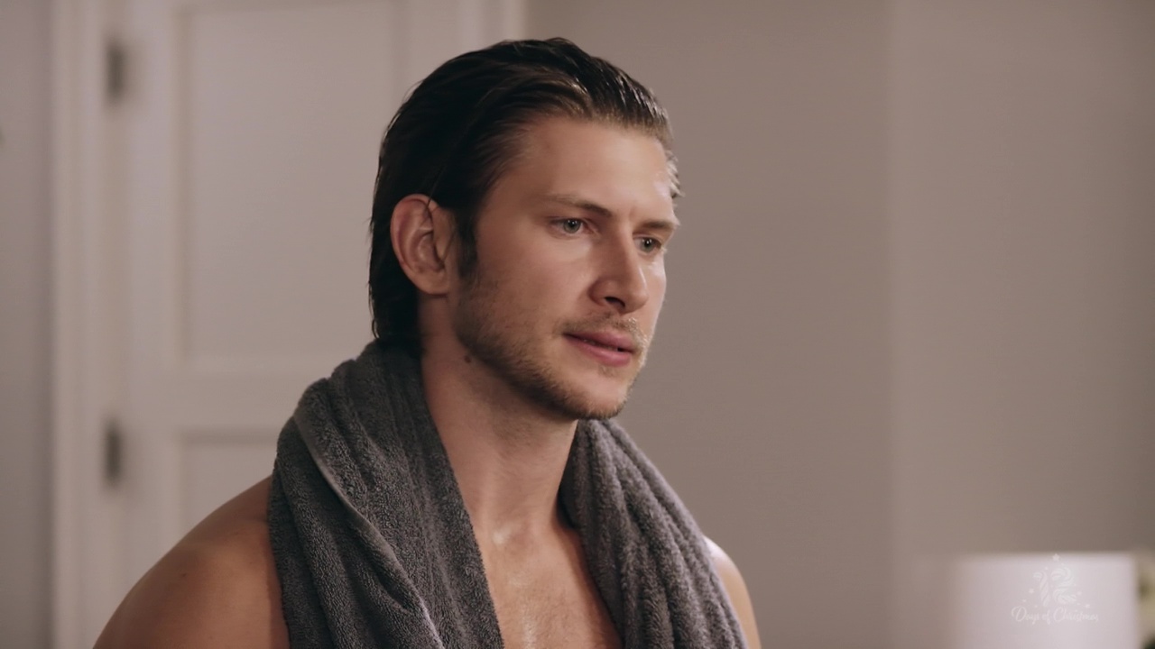 ausCAPS: Greyston Holt shirtless in A Very Country Christmas