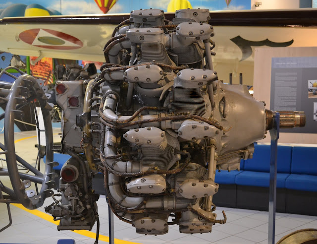 SI VIS PACEM, PARA BELLUM: Il Fiat A.74 RC.38 Ciclone era un motore aeronautico radiale 14 ...