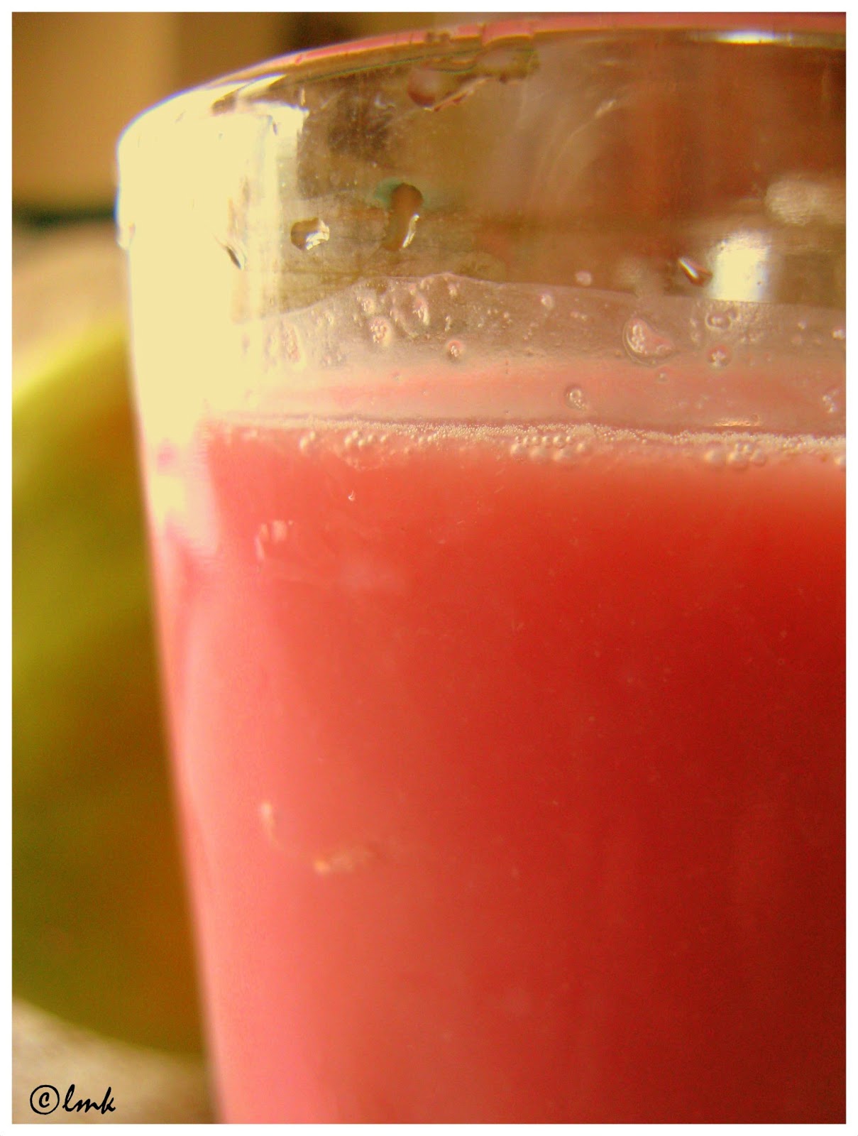 My Kitchen Lab!!!: Mathala Naranga Paneeyam - Pomegranate Juice