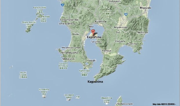 Sciency Thoughts: Eruption and pyroclastic flow on Sakurajima, Kyushu.