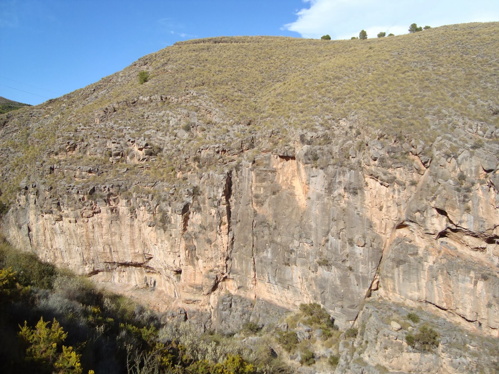 Caminando por la Bética: Ruta por el Cerro Milano y Barranco del Pasillo (Sierra de Gádor)