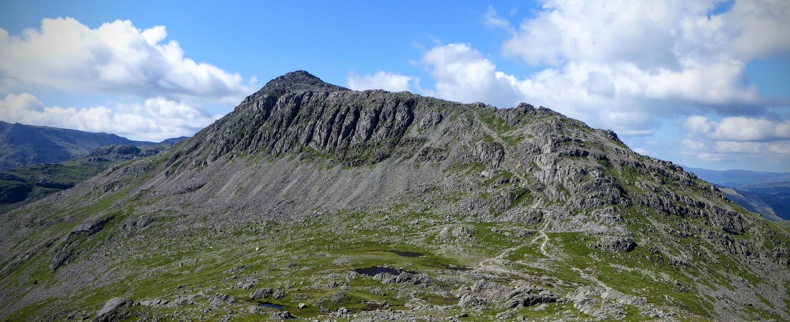 summit and camp: Crinkle Crags & Bowfell (via climbers traverse)