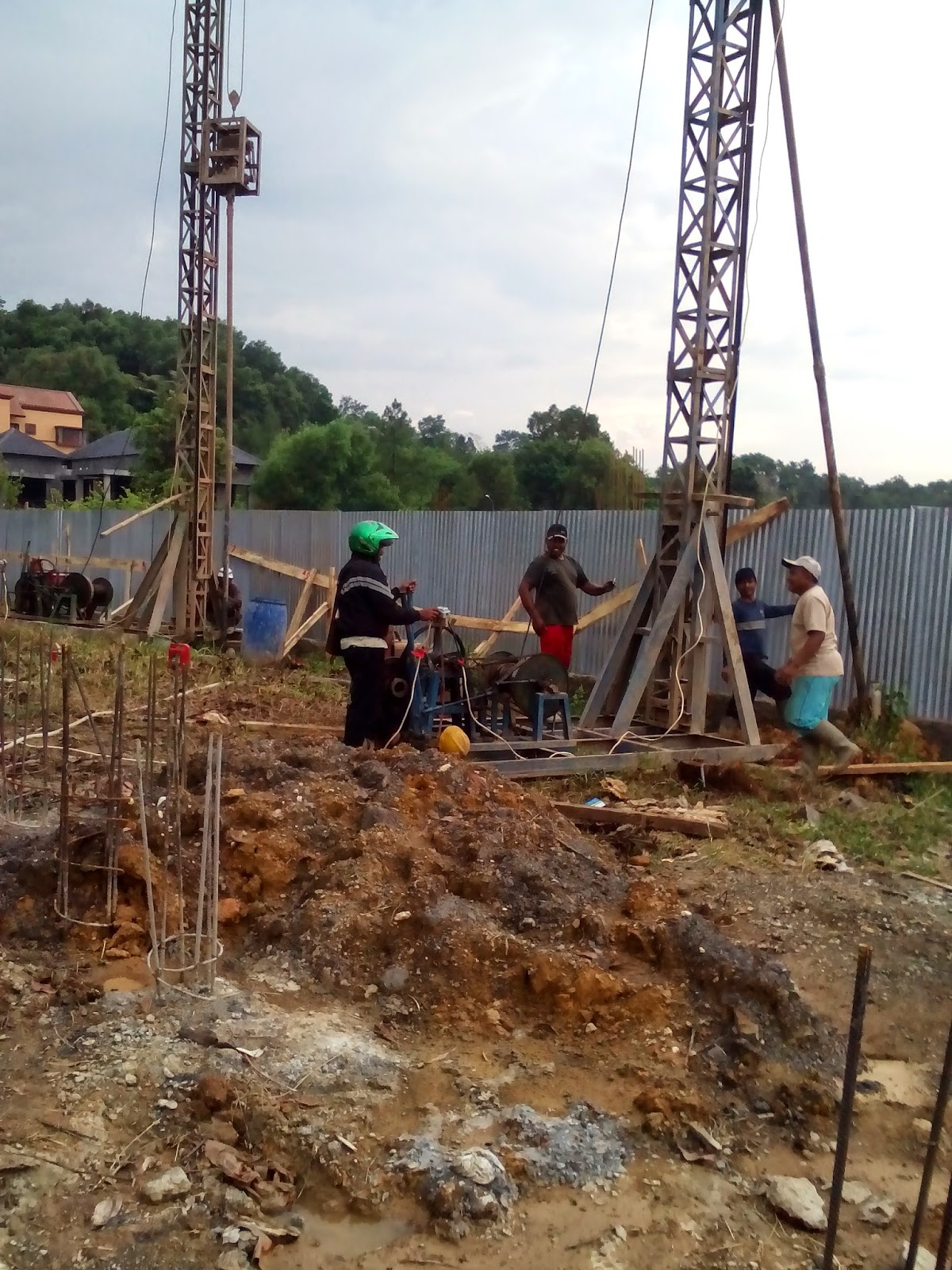 Perbedaan antara strauss pile dan pondasi bored pile mesin | BORE PILE ...