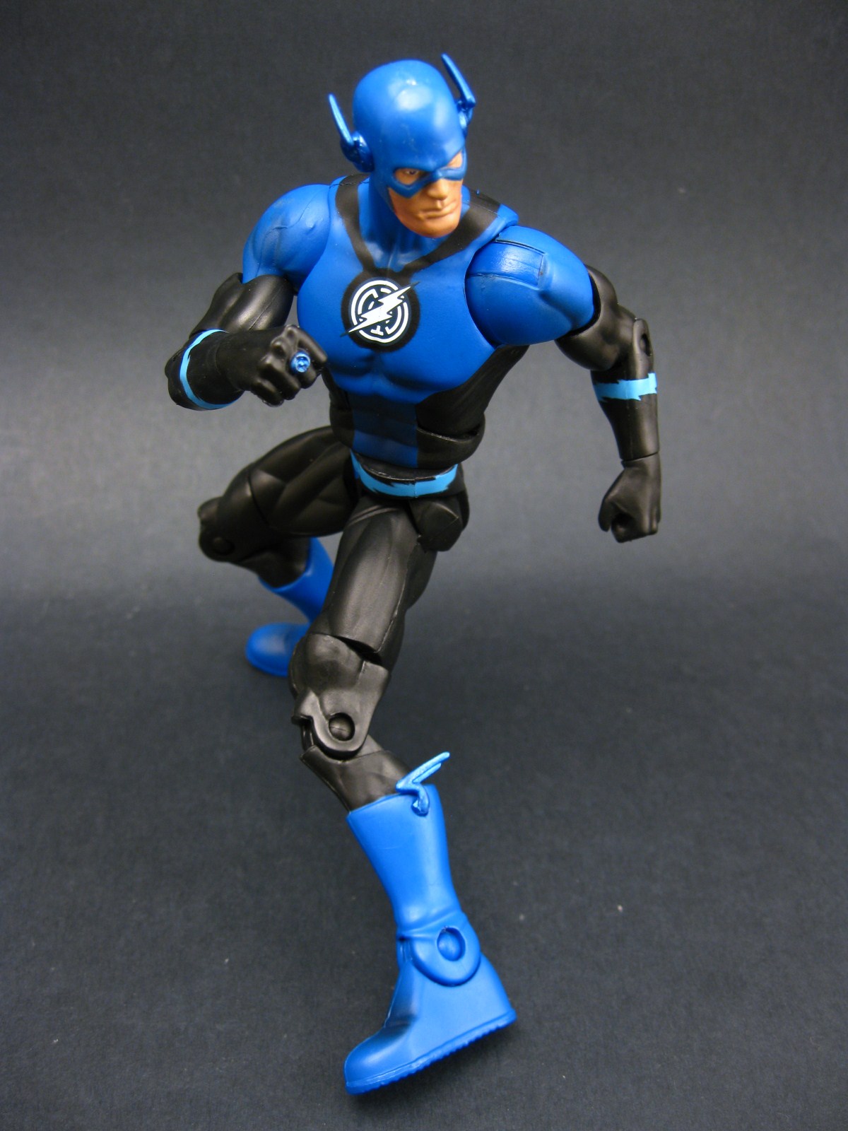 Chase Variant: Sneak Review: DC Universe Classics Wave 17 Blue Lantern ...