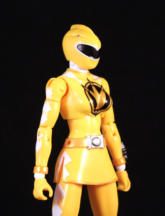 She's Fantastic: Power Rangers - DINO THUNDER YELLOW RANGER!