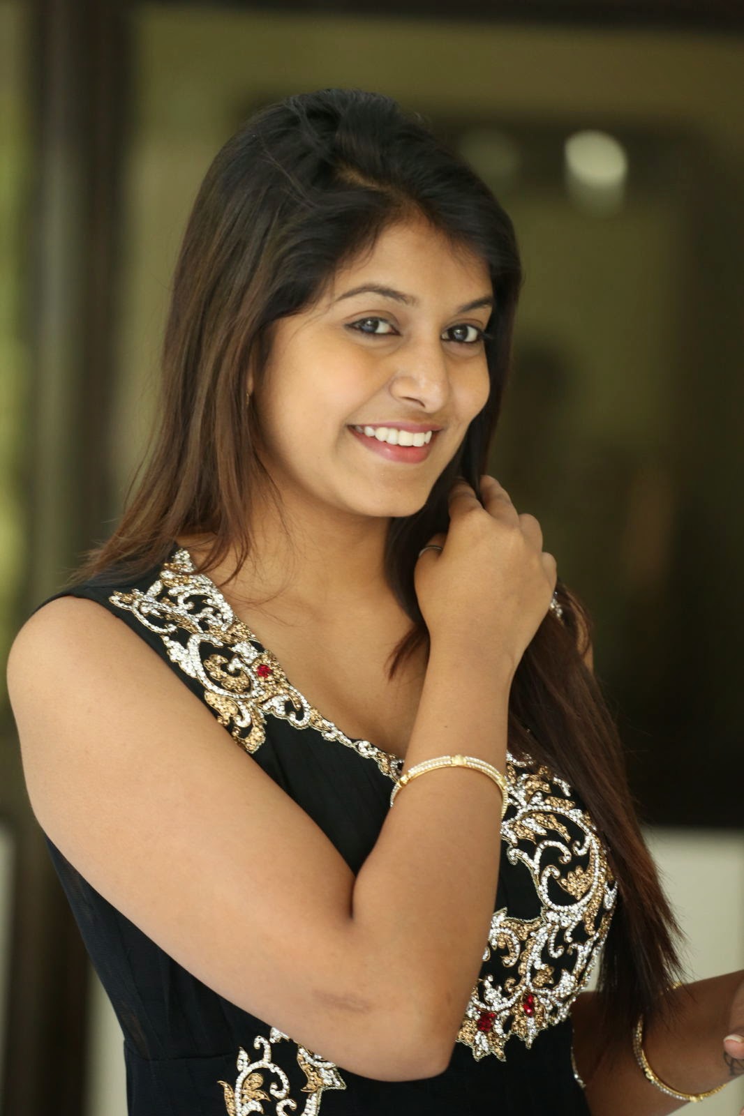 Kavya Kumar exclusive stills | Tollywood one blog