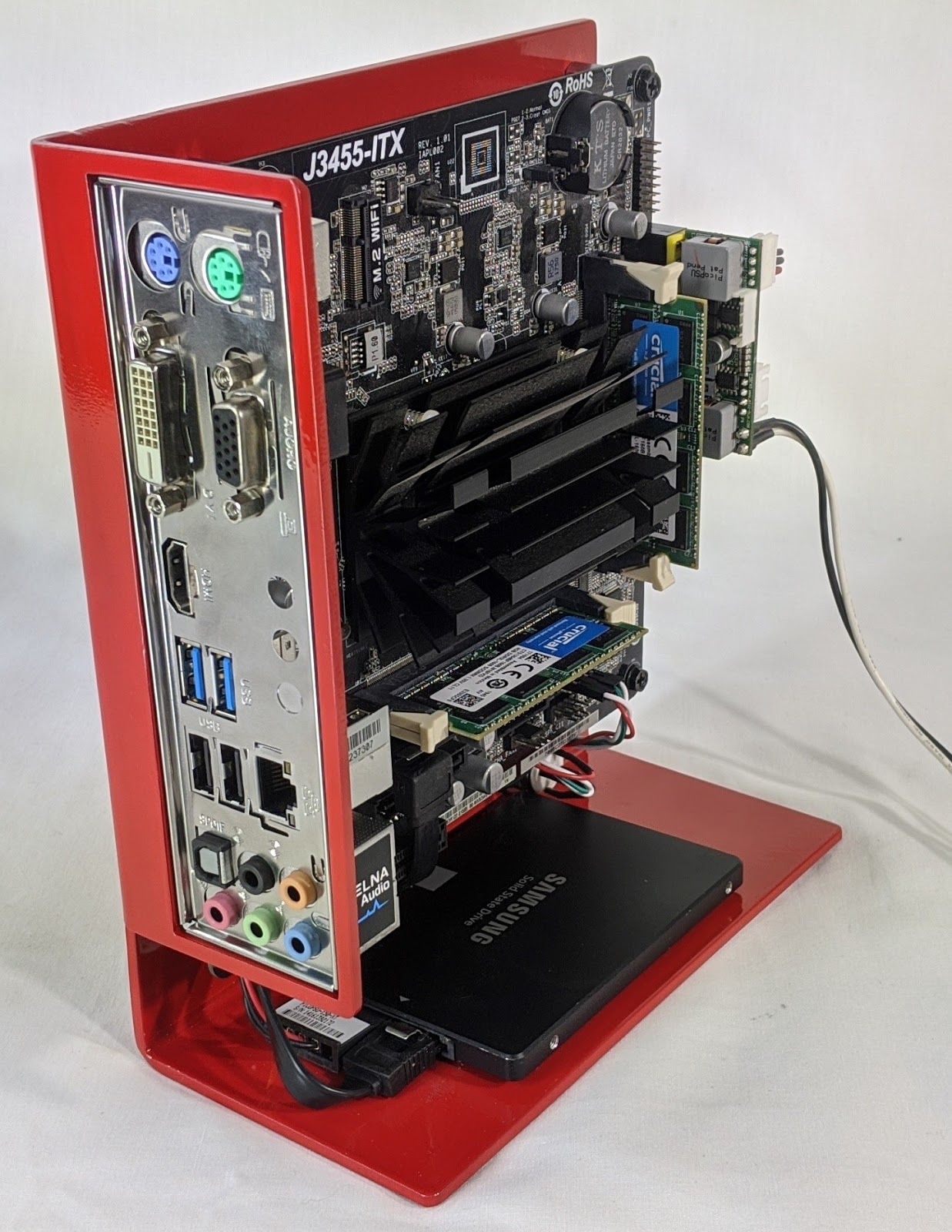 FanlessTech: Single sheet computer case