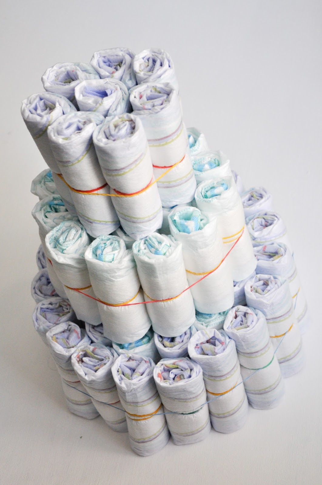 pippa's long stockings: Make your own nappy cake {tutorial}