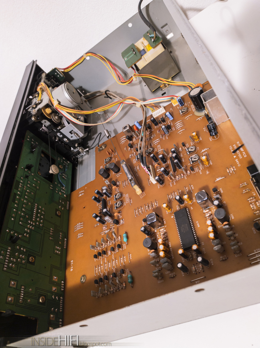 Inside Hi-Fi: Uher UCT-237C