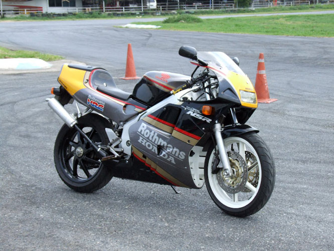 psd-moto: NSR250SP, Black Rothmans?