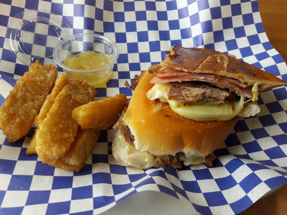 Food Write: El Cubano in West St. Paul is Very Good!!