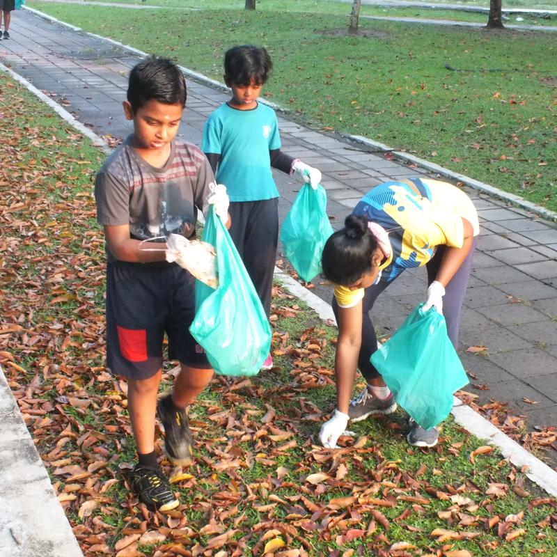 RUNNING WITH PASSION: Plogging in Malaysia: My First Plog @ Taman Tasik ...