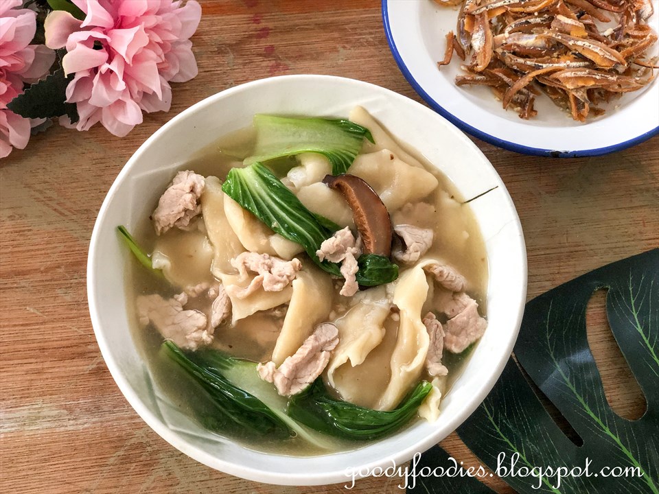 GoodyFoodies: Recipe: Mee Hoon Kueh 面粉糕