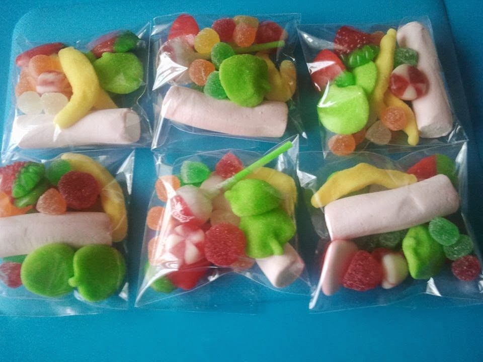 COLORES DE FIESTA TARTA DE CHUCHES: BOLSITAS DE CHUCHES