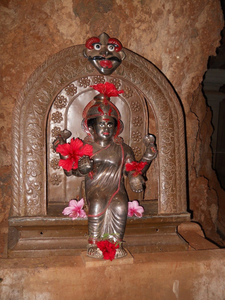 Hindu Temples of India: Mandodari Temple, Betki, Goa