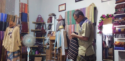Hebat! Kain Tenun Pringgasela Tembus Pasar Dunia