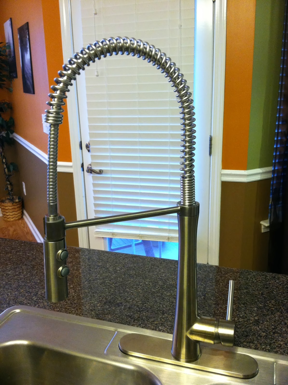 My Home Life Story: Updating your Builder's grade Bathroom and Kitchen