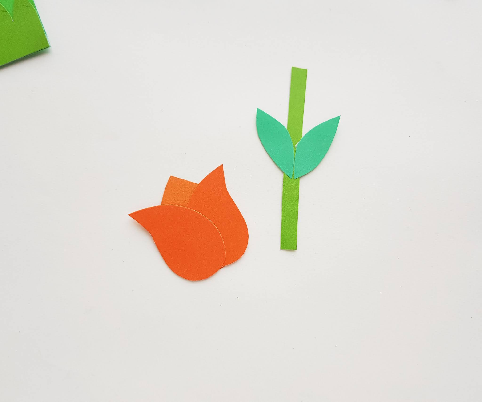 A Beautiful Spring Flowers Tulip Paper Craft for Kids to Make {with ...