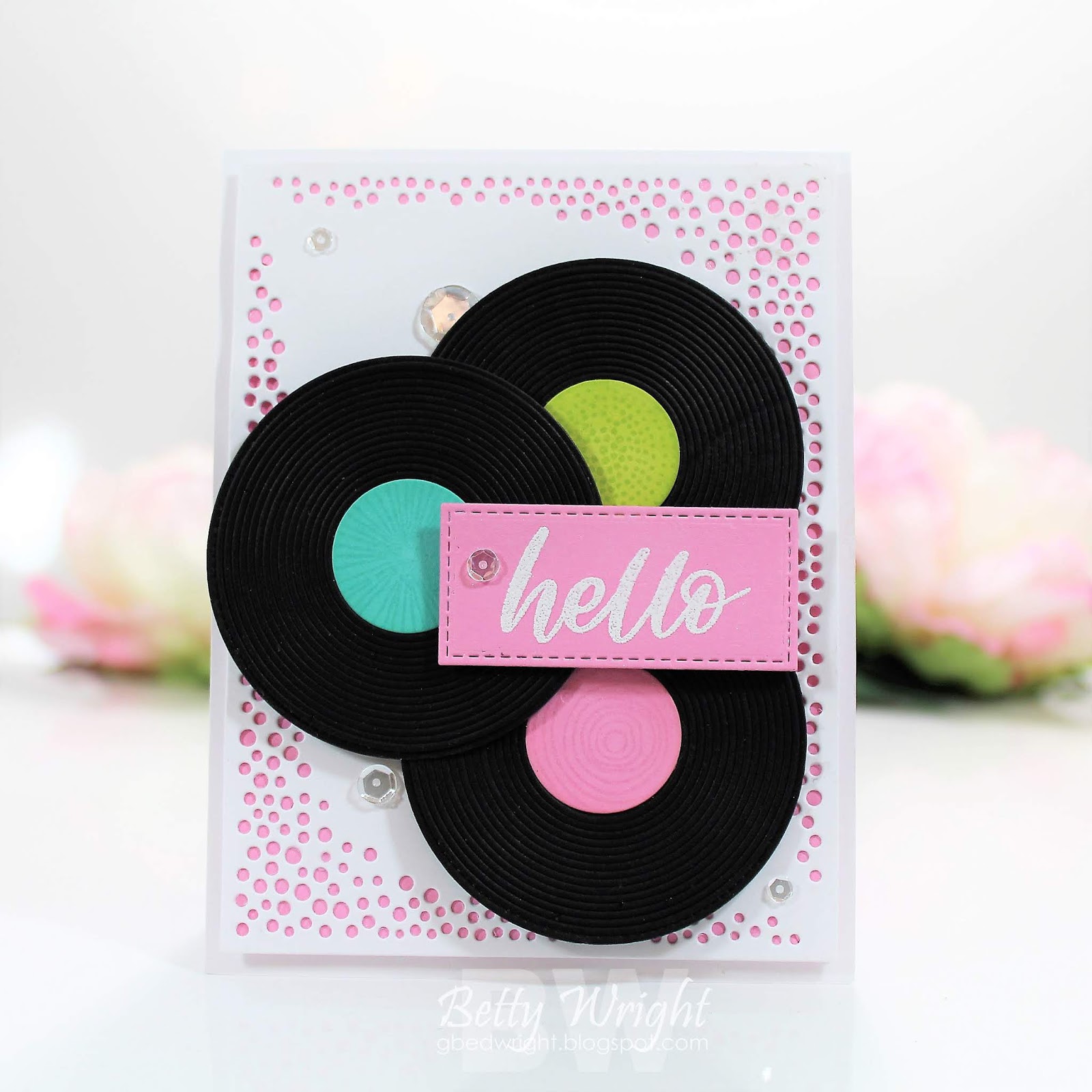 Sending Hugs and Kisses! | The Things I Do With Paper