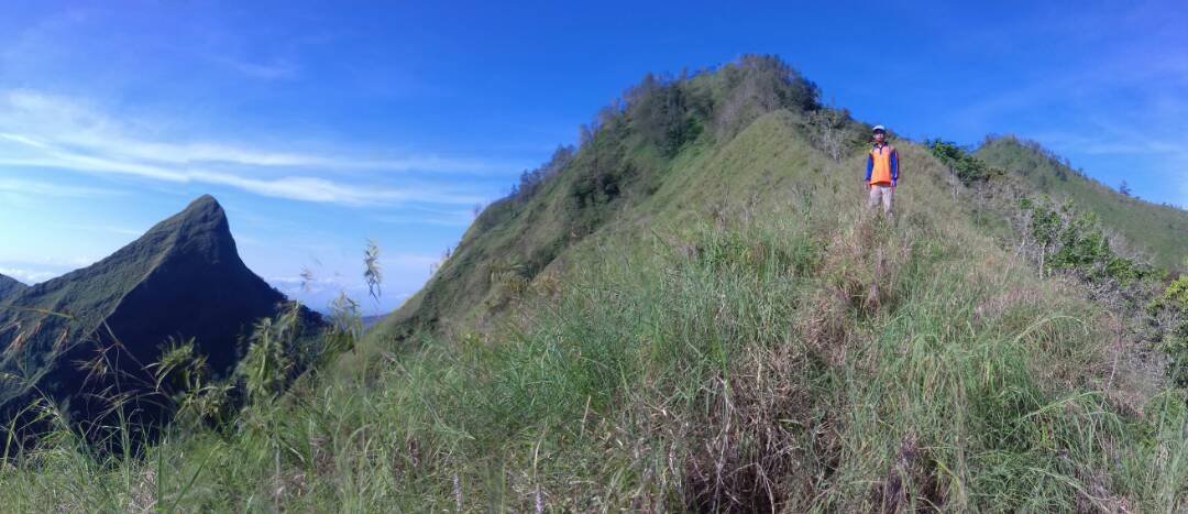 Sensasi Muncak Gunung Saeng Via Ardisaeng - Relawan Muda Bondowoso