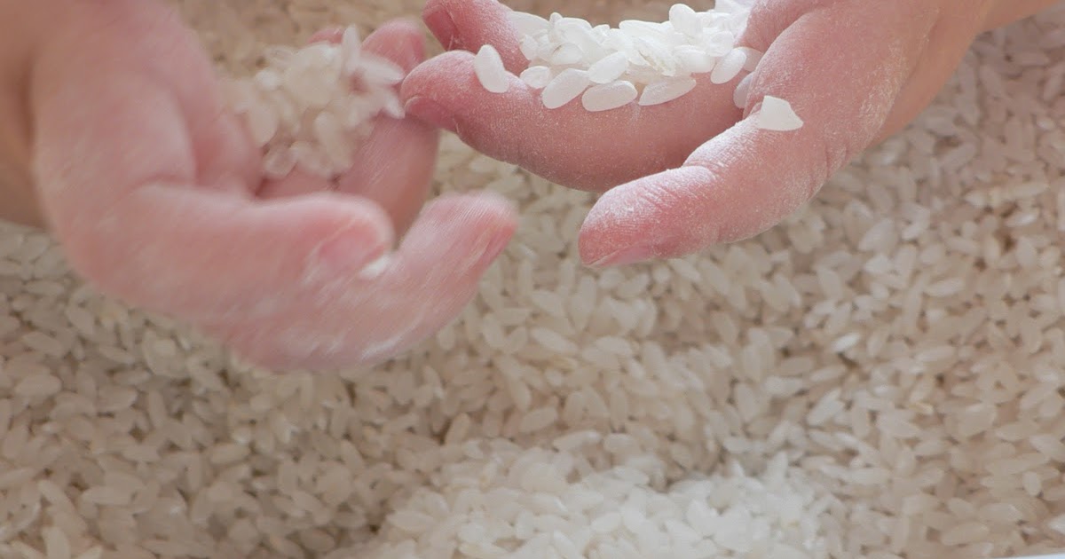 Mama Pea Pod: {Rice Sensory Tub}