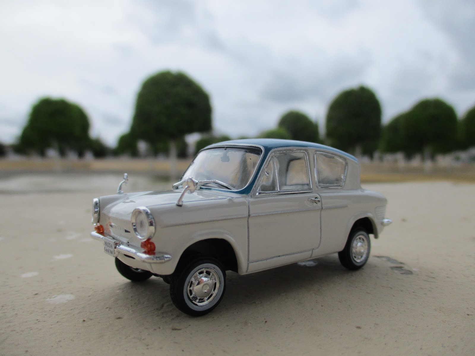 El Garaje Algabeño: Mazda Carol P360 de NOREV