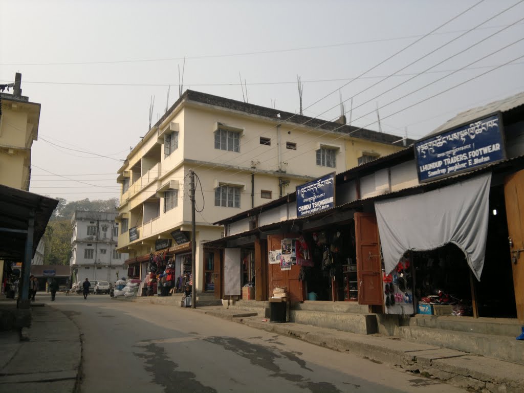 EXPLORE THE WORLD: Samdrup Jongkhar; a Town in Bhutan