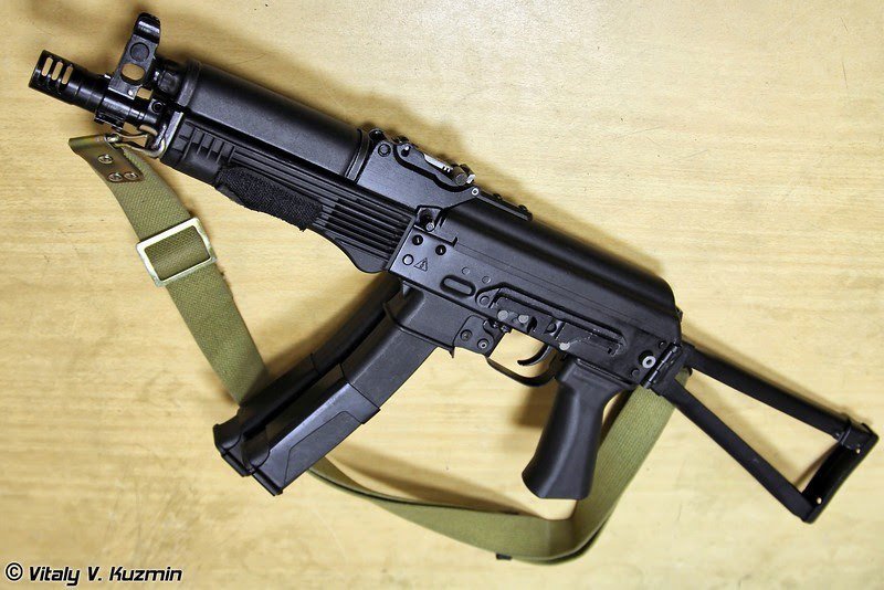 Defensa y Armas: Subfusil PP-19-01 "Vityaz"