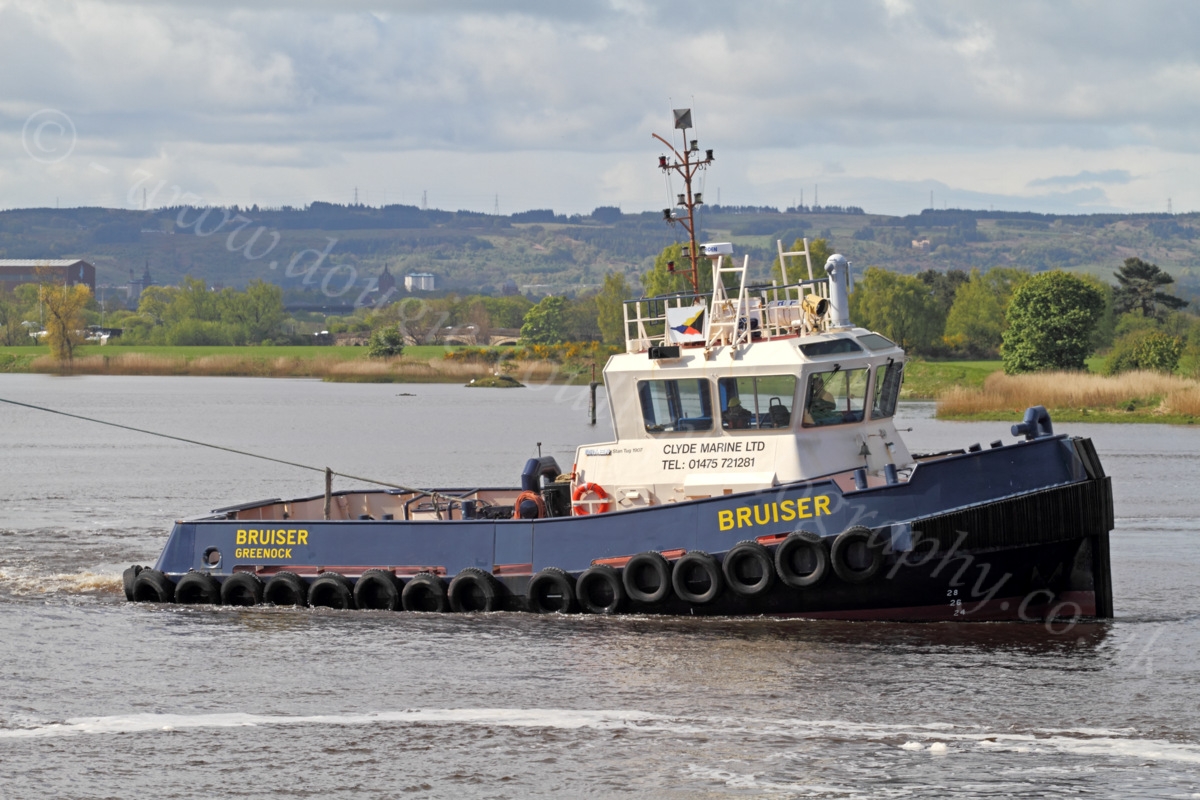 Dougie Coull Photography: Fure Nord - Tanker Berthing
