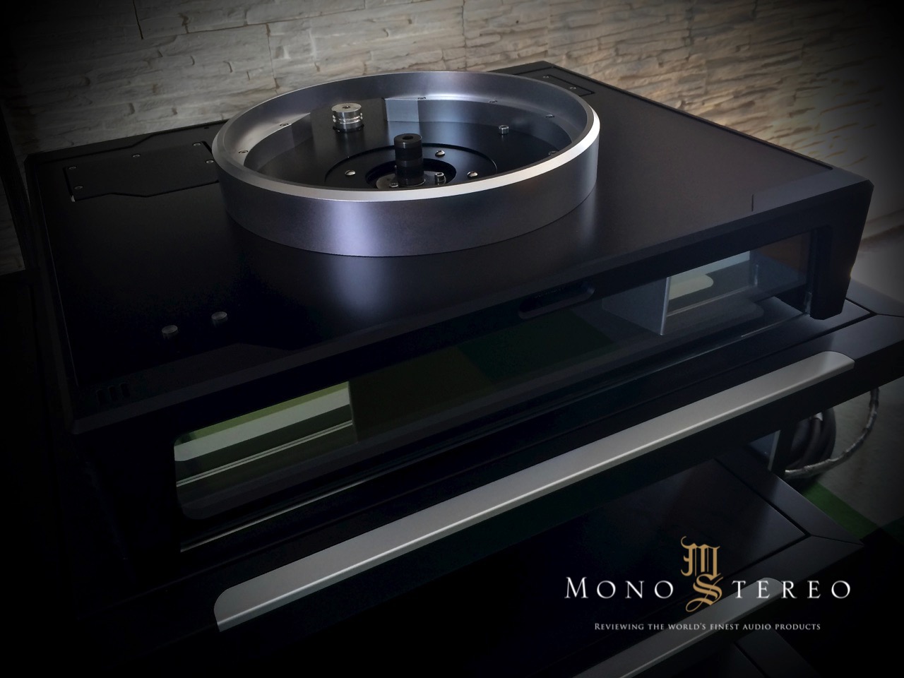 Döhmann Helix 1 turntable just landed – M & S | Ultimate High-Fidelity