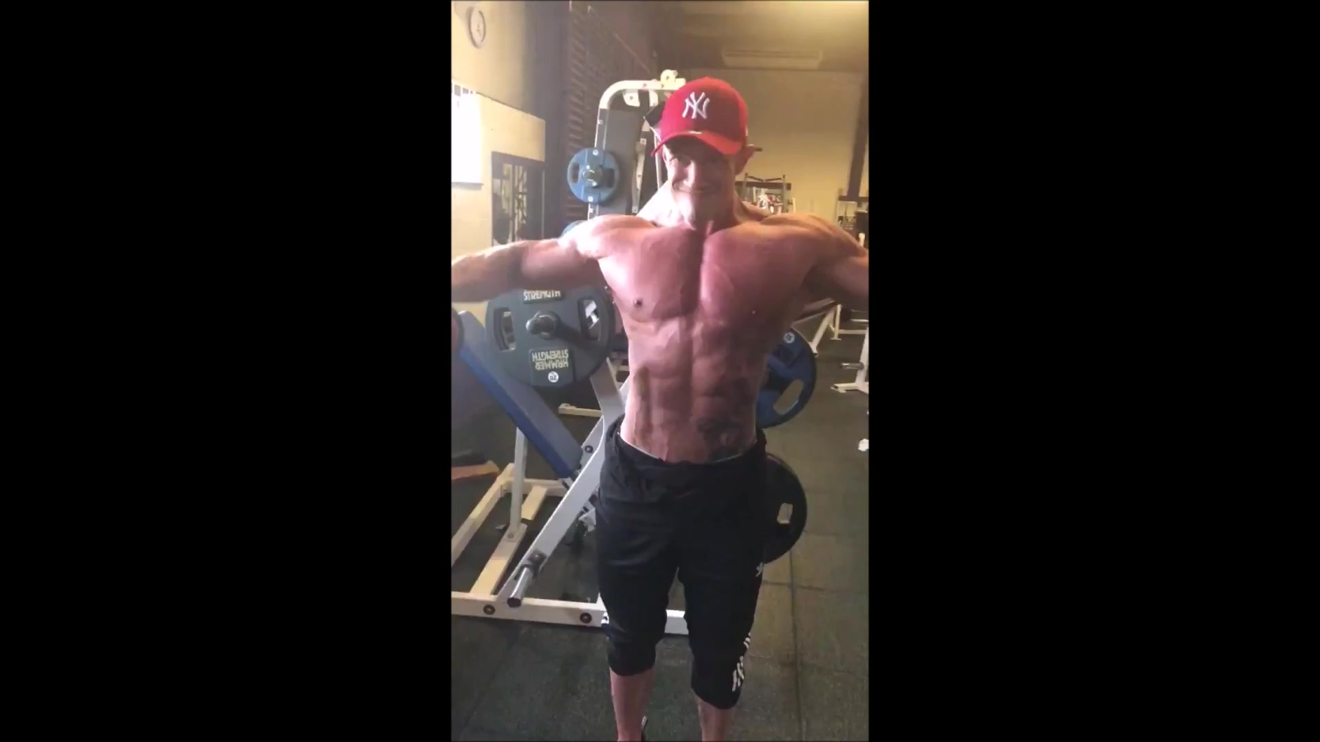 Muscle, Muscle, Muscle: Charlie London 1