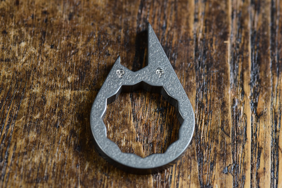 Planet Pocket Tool: Titanium Wring Tool Version 2