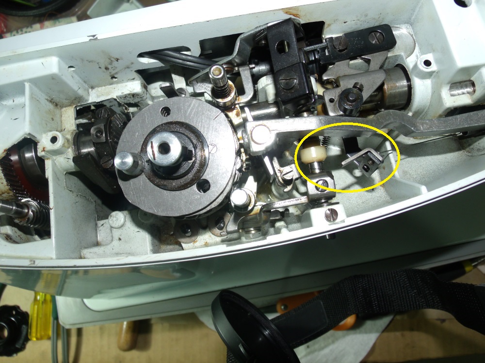 Vintage Sewing Machines: Singer Auto-Reel