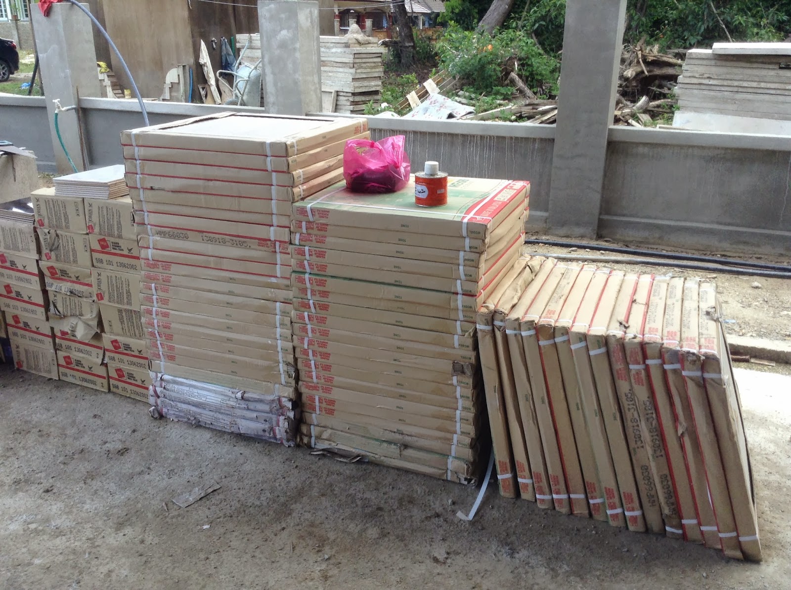 Kerja-Kerja Memasang Mosaic / Tiles ~ Membina Rumah Impian