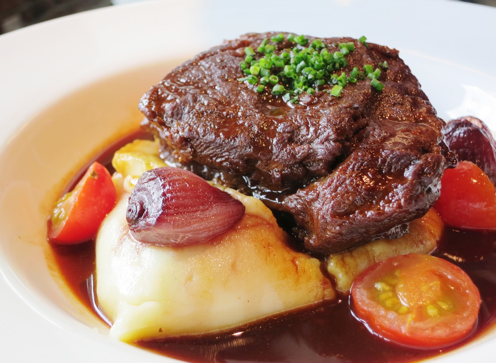 PinkyPiggu: Bull and Butcher ~ A New Casual Steakhouse At Plaza Singapura