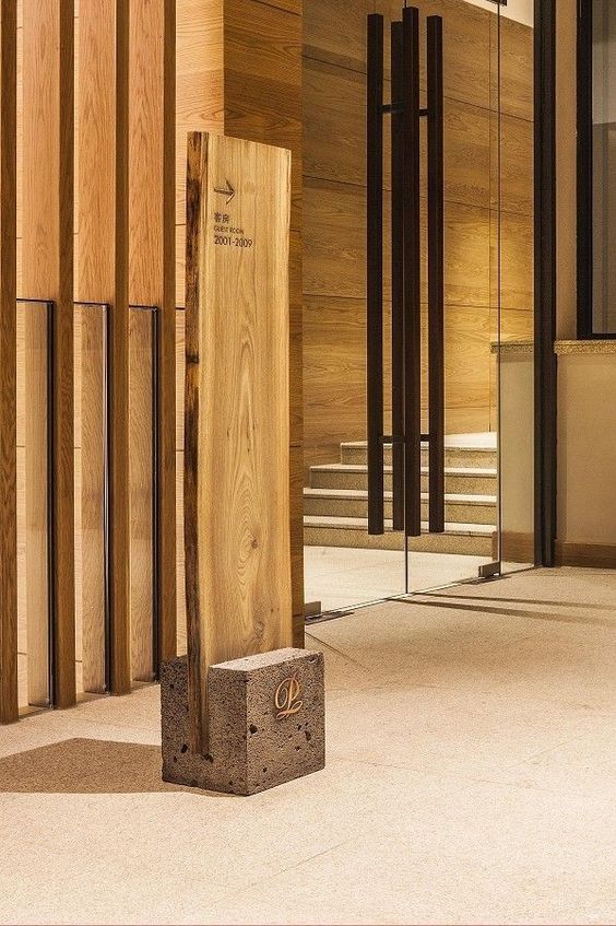 10 URBAN SIGN DESIGN IDEAS