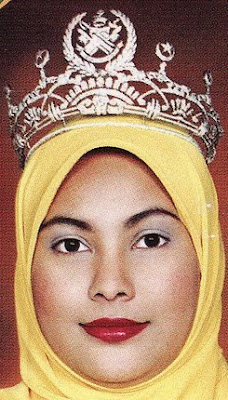 Tiara Mania: Queen Bariah of Terengganu's Diamond Tiara