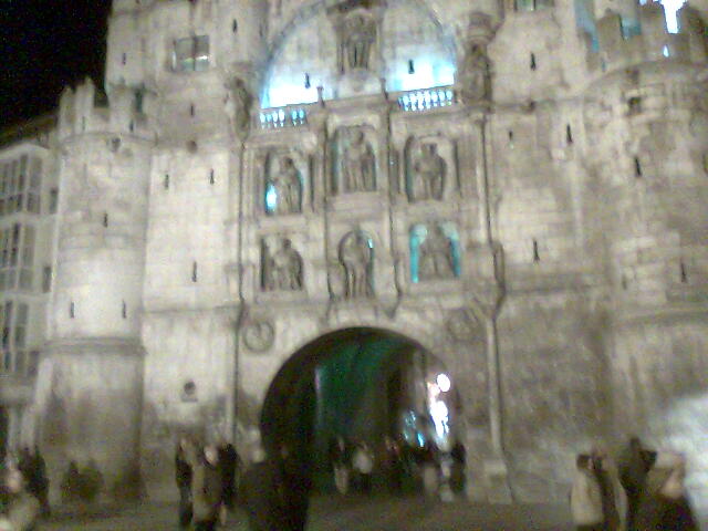 javierfuzzy: UN DÍA EN LA VIDA DE JOE HENDRIK PEROTTI