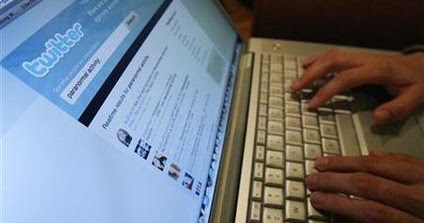 واتس آب ، فيسبوك ، أنترنت ، شروحات تقنية حصرية - المحترف