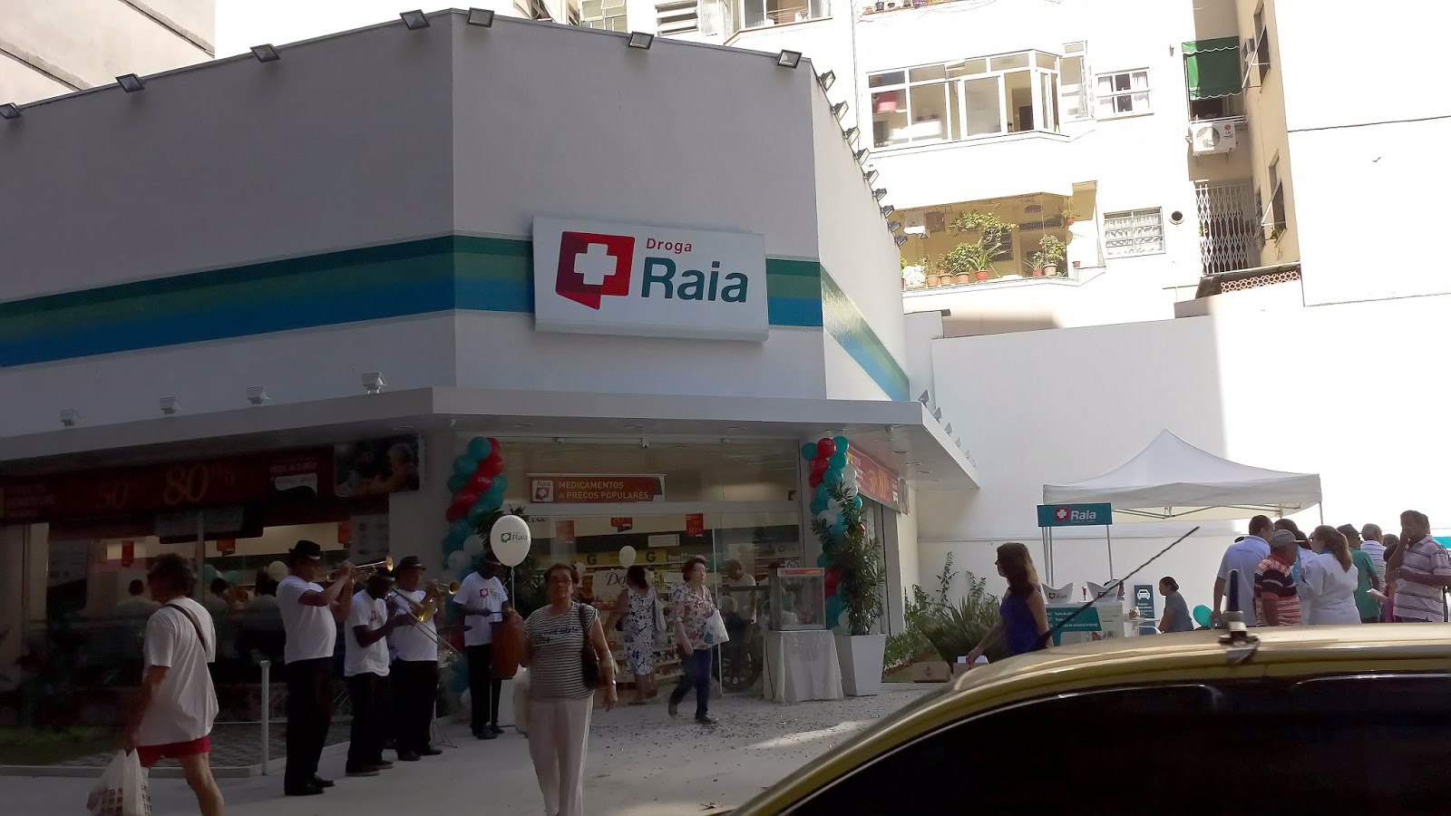 Inauguração da Drogaria Raia