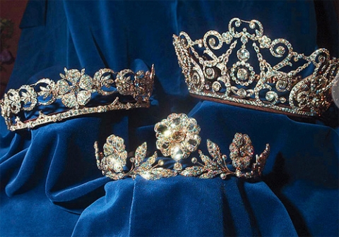 Königliche Juwelen: Die Strathmore Rose Tiara