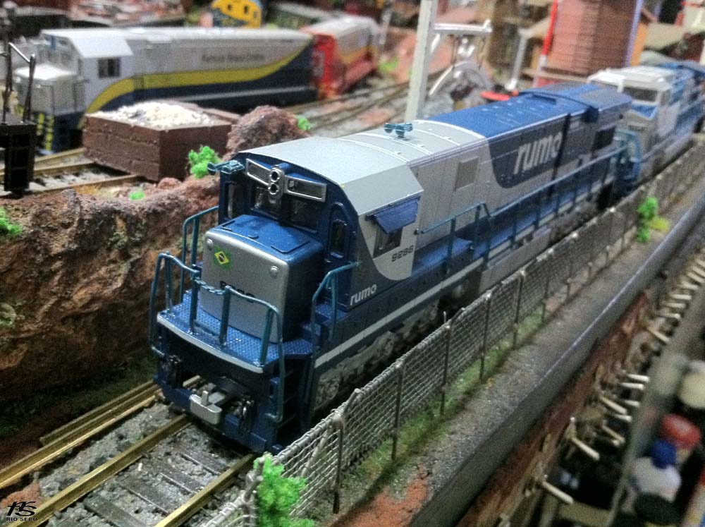 Rede Ferroviária Rio Seco S.A.: Comparativo AC44i x C30-7 Rumo Frateschi